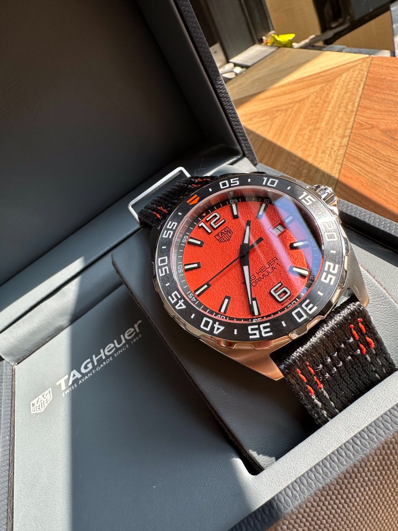 New TAG Heuer F1 series quartz watch, 43mm diameter, sapphire mirror ...
