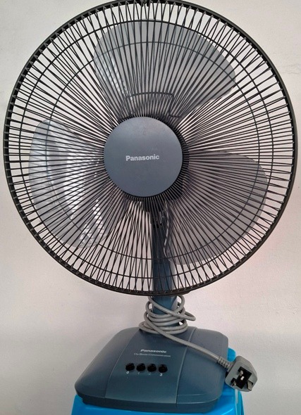 Panasonic 16" Ball Bearing Motor Tabletop Fan, Furniture & Home Living ...
