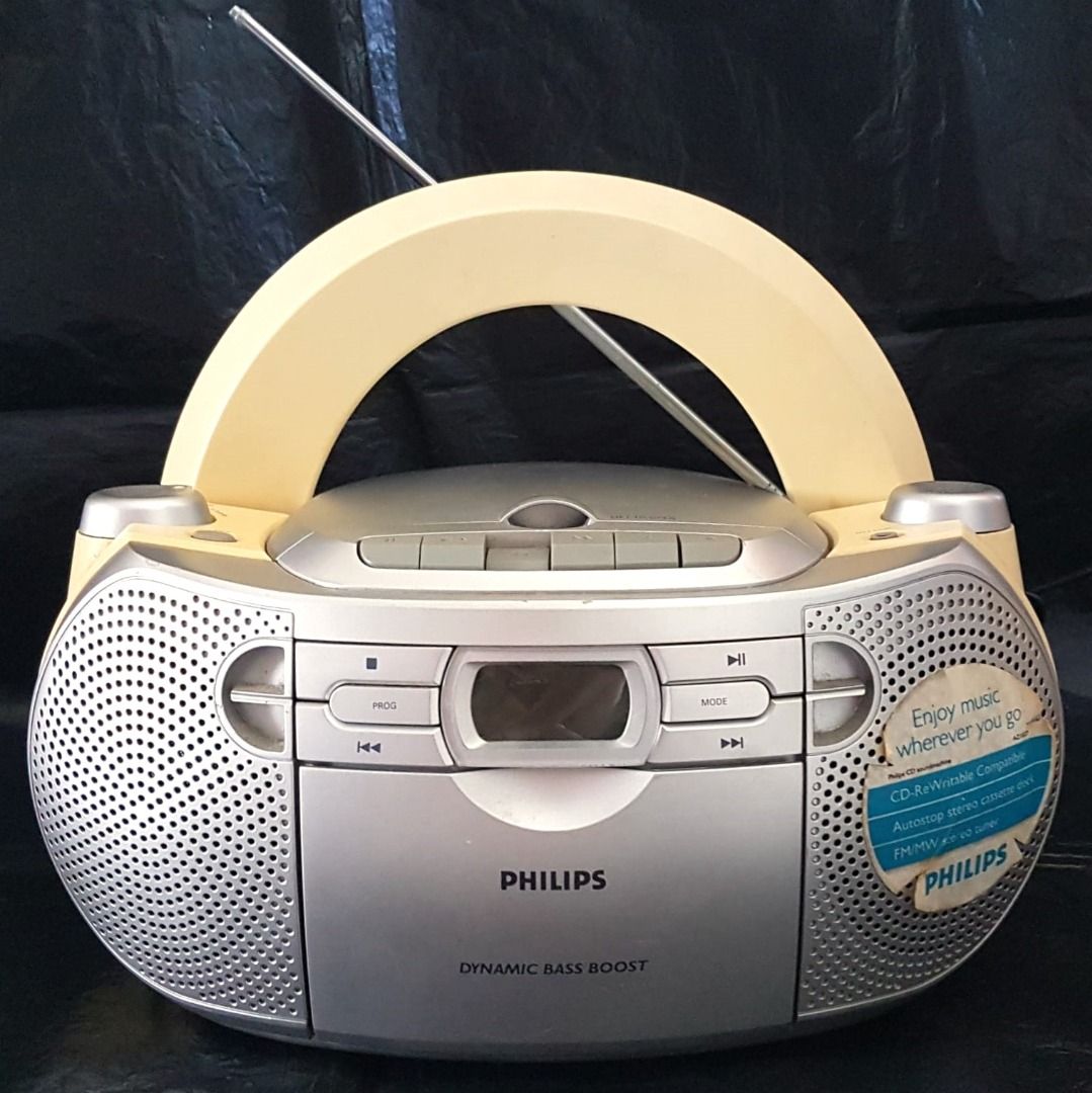 Retro Gadget, Philips Sound Machine Model AZ1027, FM Radio Tuner ...