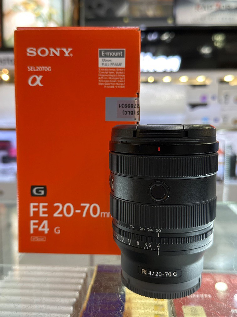 Sony 20-70mm F4 G FE Lens, Photography, Lens & Kits on Carousell