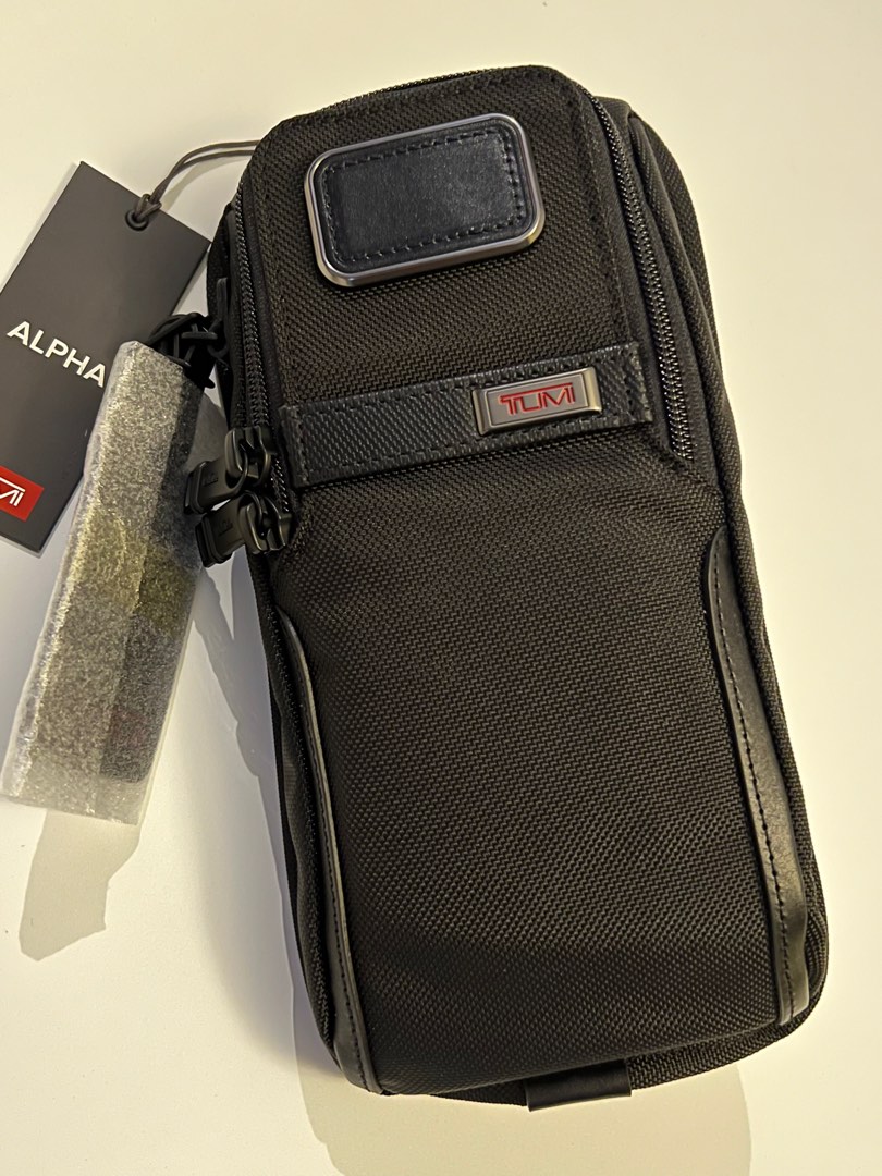 Tumi ALPHA 3 COMPACT SLING, Luxury, Bags & Wallets on Carousell