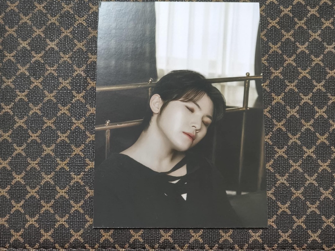 Woozi set - OFFICIAL Seventeen FML photocard set (tingi from kit album), Hobbies & Toys ...