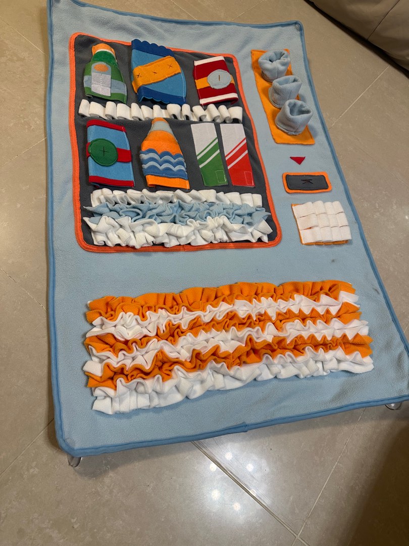 大塊 Dog puppy toys mat 主子 狗 訓練 慢食 寵物 狗狗 嗅聞 訓練墊 消耗 精力 聞嗅 解壓 減壓 慢食 益智 玩具 ...