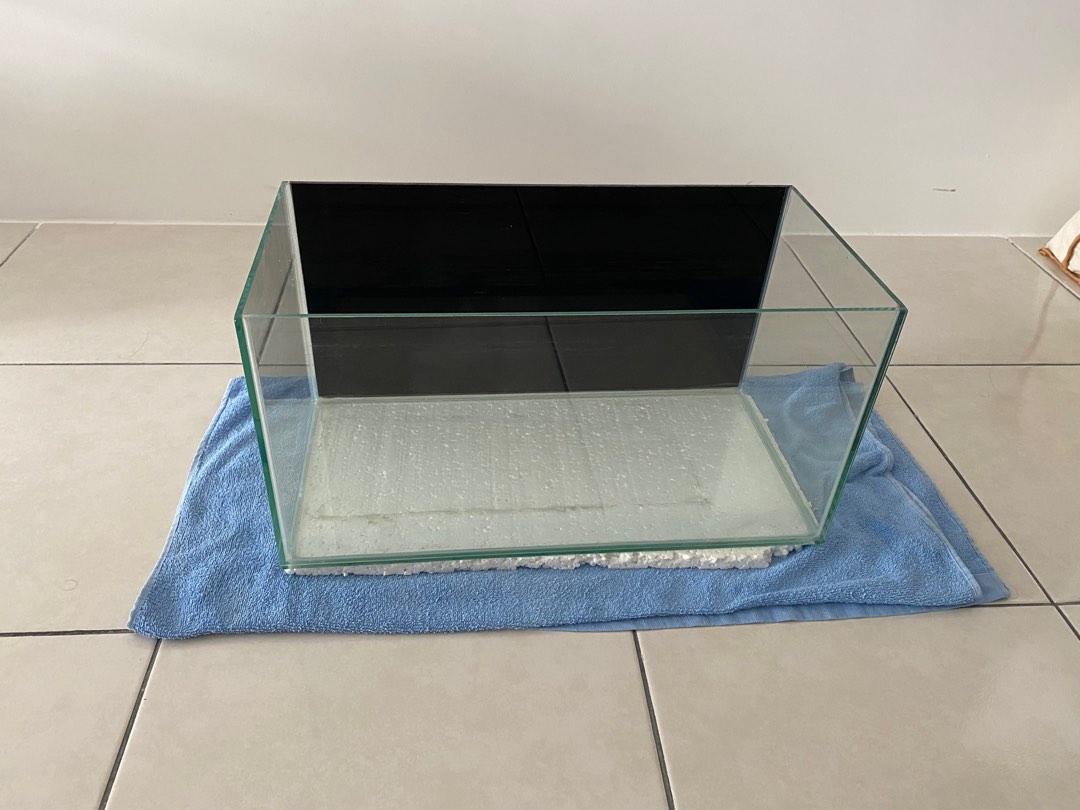 Aquarium 2 biji, Pet Supplies, Homes & Other Pet Accessories on Carousell