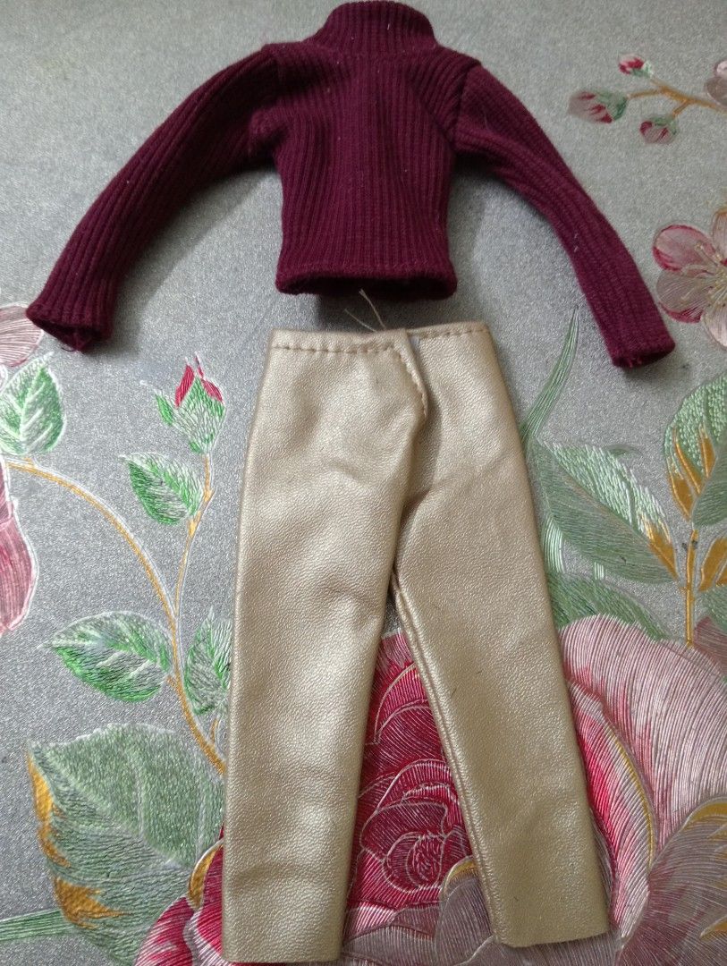 Barbie fit doll clothes set, Hobbies & Toys, Toys & Games on Carousell