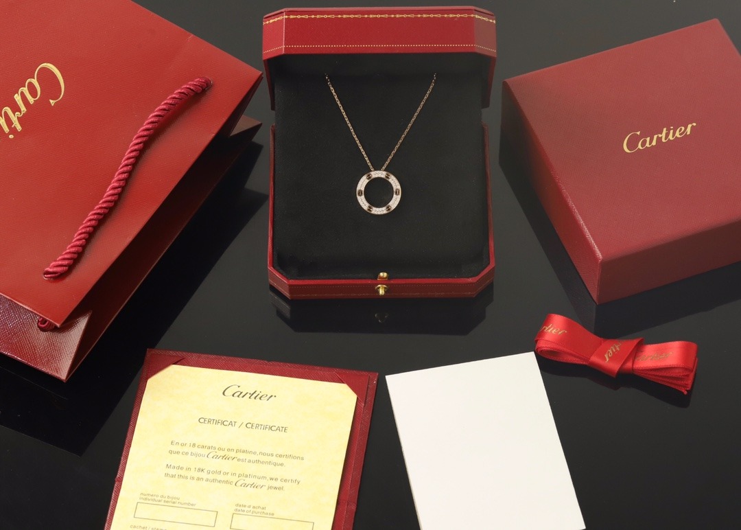 Cartier Love Cake Full Diamond Necklace Inlaid with Fine Works, Women's ...