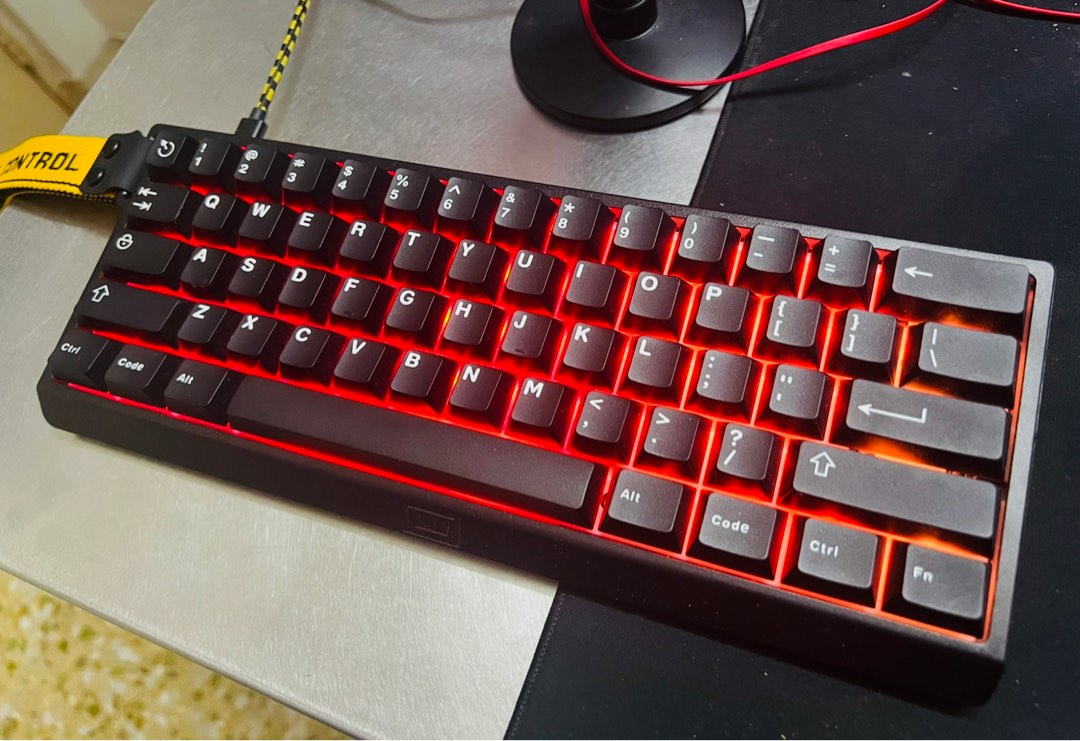 Custom Modded Wooting 60HE+ Gaming Keyboard, Computers & Tech, Parts ...