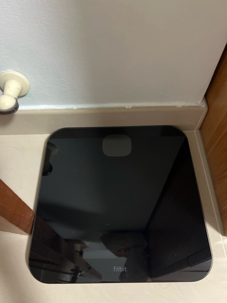 Fitbit Aria Air weighing scale, Health & Nutrition, Health Monitors ...