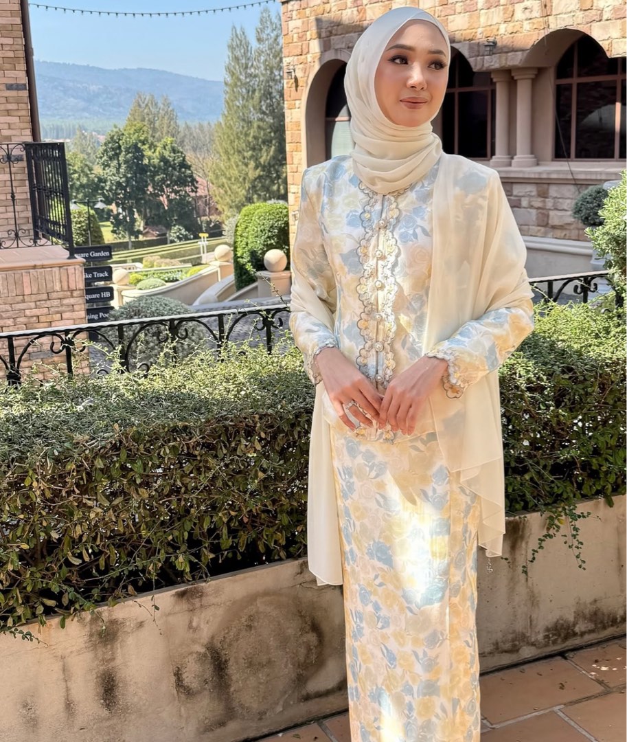 Guzel KL Tun Maya Size S guzel.kl, Women's Fashion, Muslimah Fashion ...