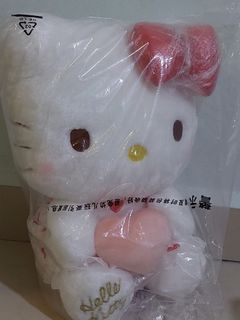 Sanrio Hello Kitty Hugcot for Phone Cable, Hobbies & Toys, Toys & Games ...