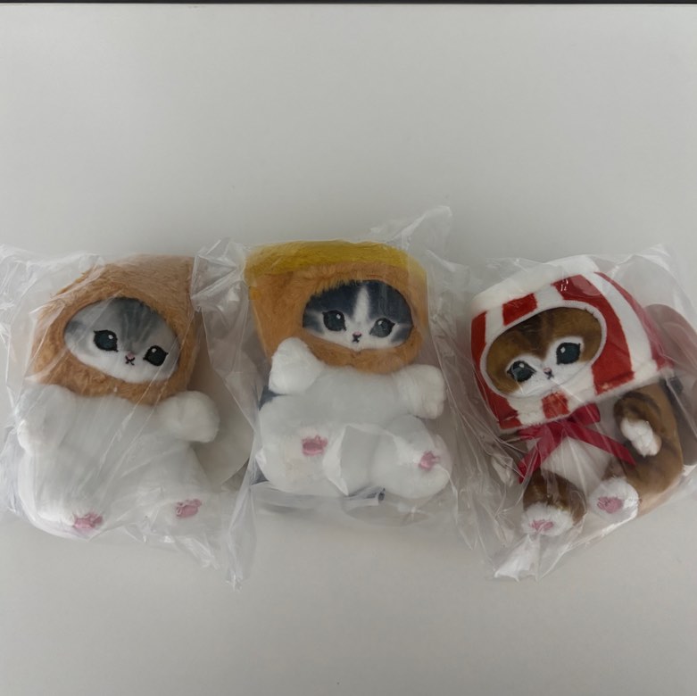 kfc x mofusand keychain (set of 3), Hobbies & Toys, Toys & Games on ...