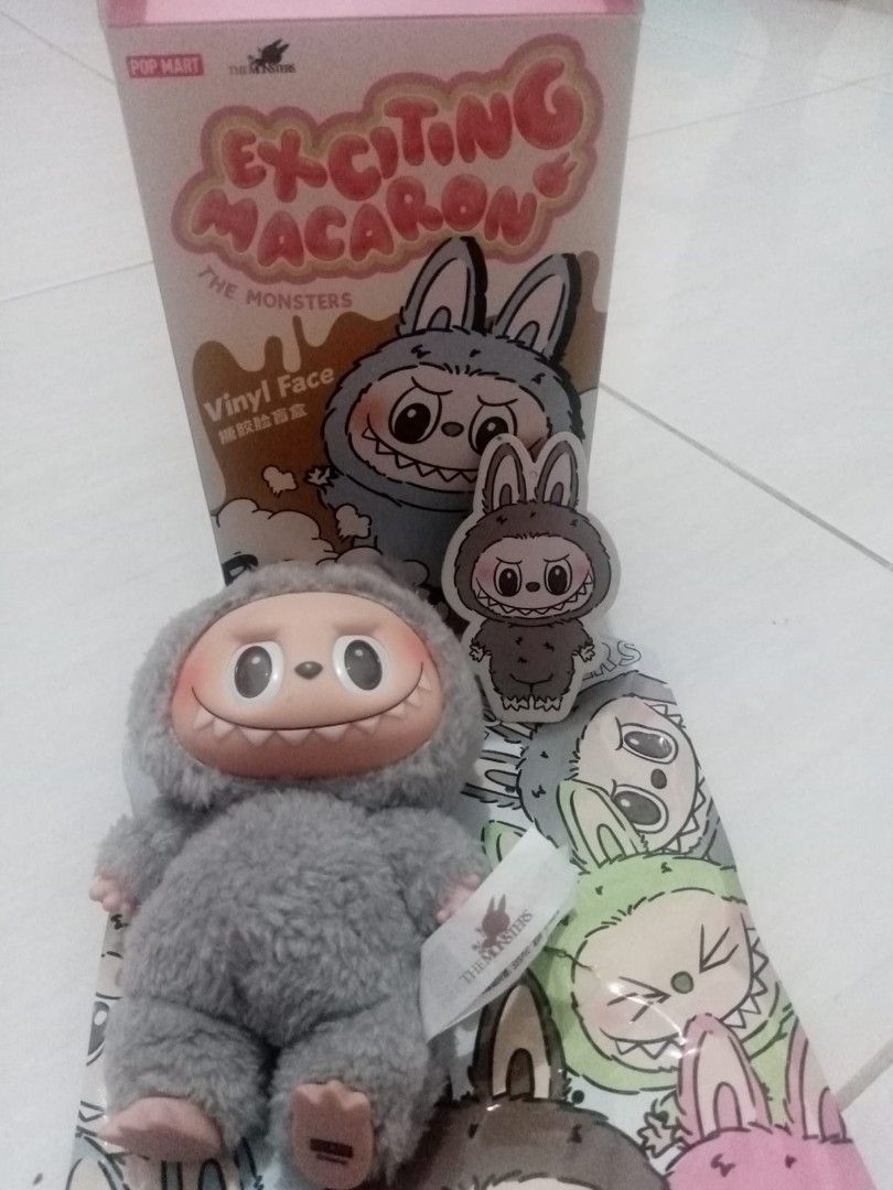 Labubu asli 100% popmart, Toys & Collectibles, Mainan di Carousell
