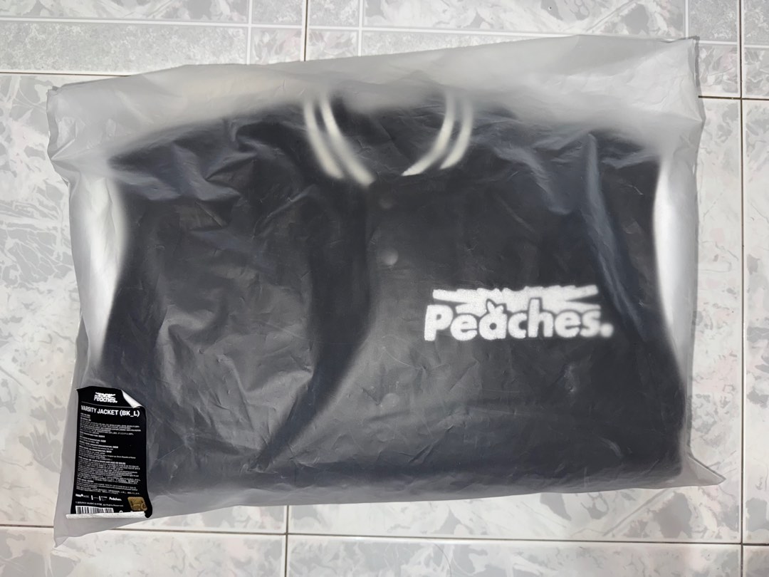 LE SSERAFIM x Peaches. Varsity Jacket (Size L) with Yunjin pc, Hobbies ...