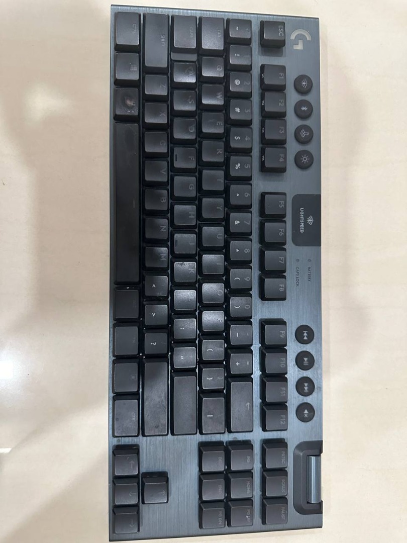 Logitech G915 TKL Tenkeyless LIGHTSPEED Wireless RGB Mechanical Gaming ...