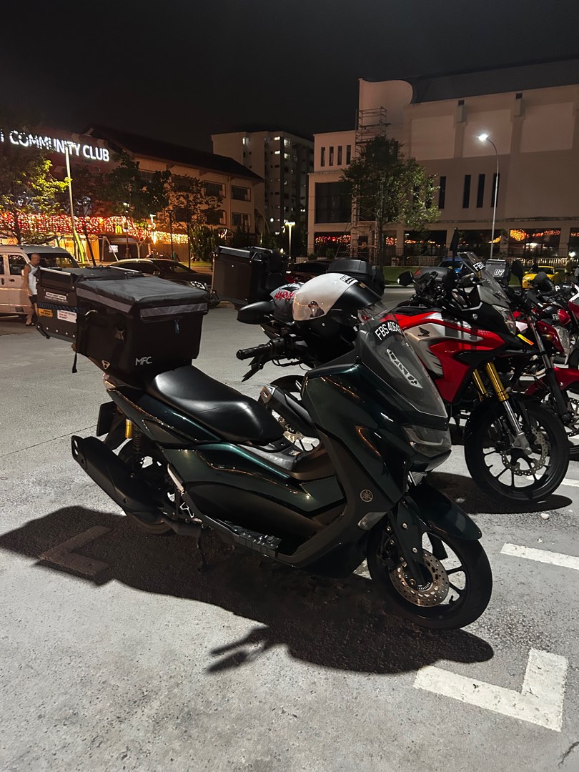 Nmax V2 Black Rims, Motorcycles, Motorcycle Accessories on Carousell