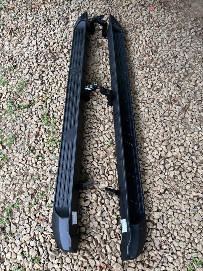 Original GRS Hilux Step Board, Car Parts & Accessories, Other Automotive Parts and Accessories ...