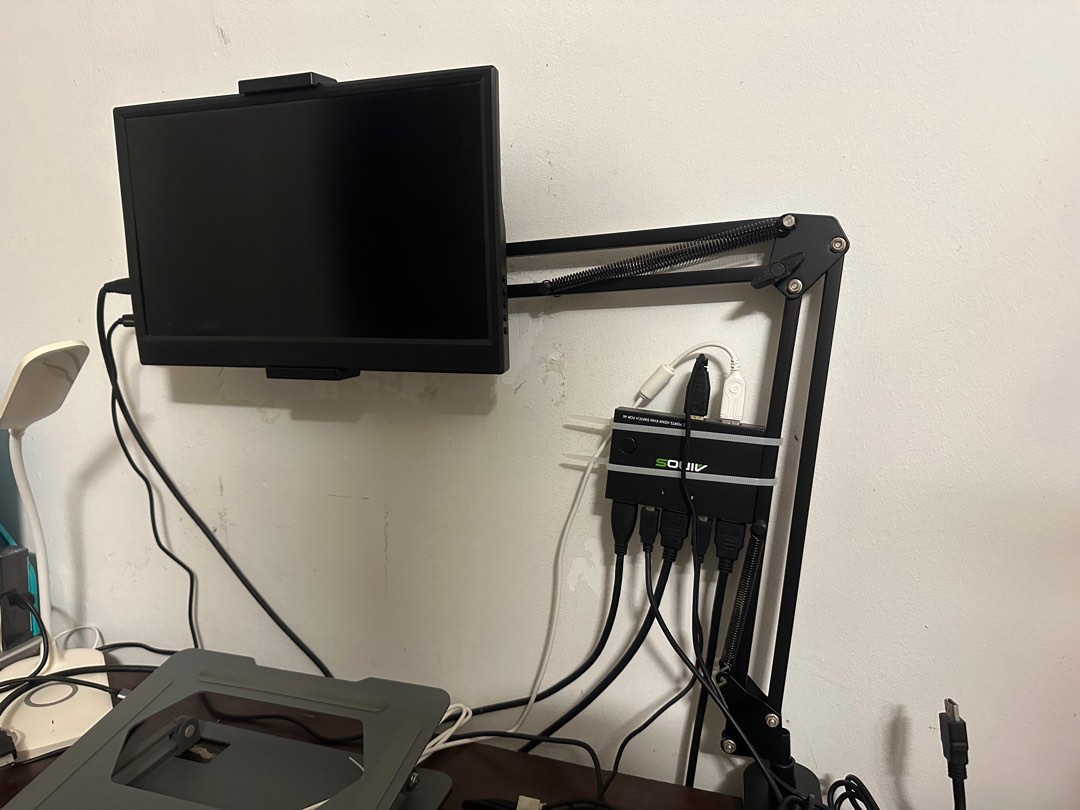 Portable Screen + Desktop Stand +KVM Switch, Computers & Tech, Parts ...