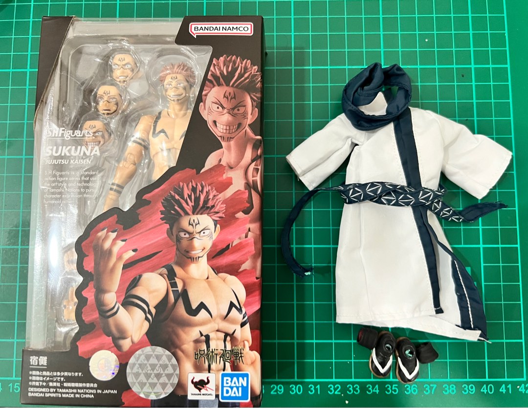 SHF Sukuna + robe and feet accessories, Hobbies & Toys, Toys & Games on ...