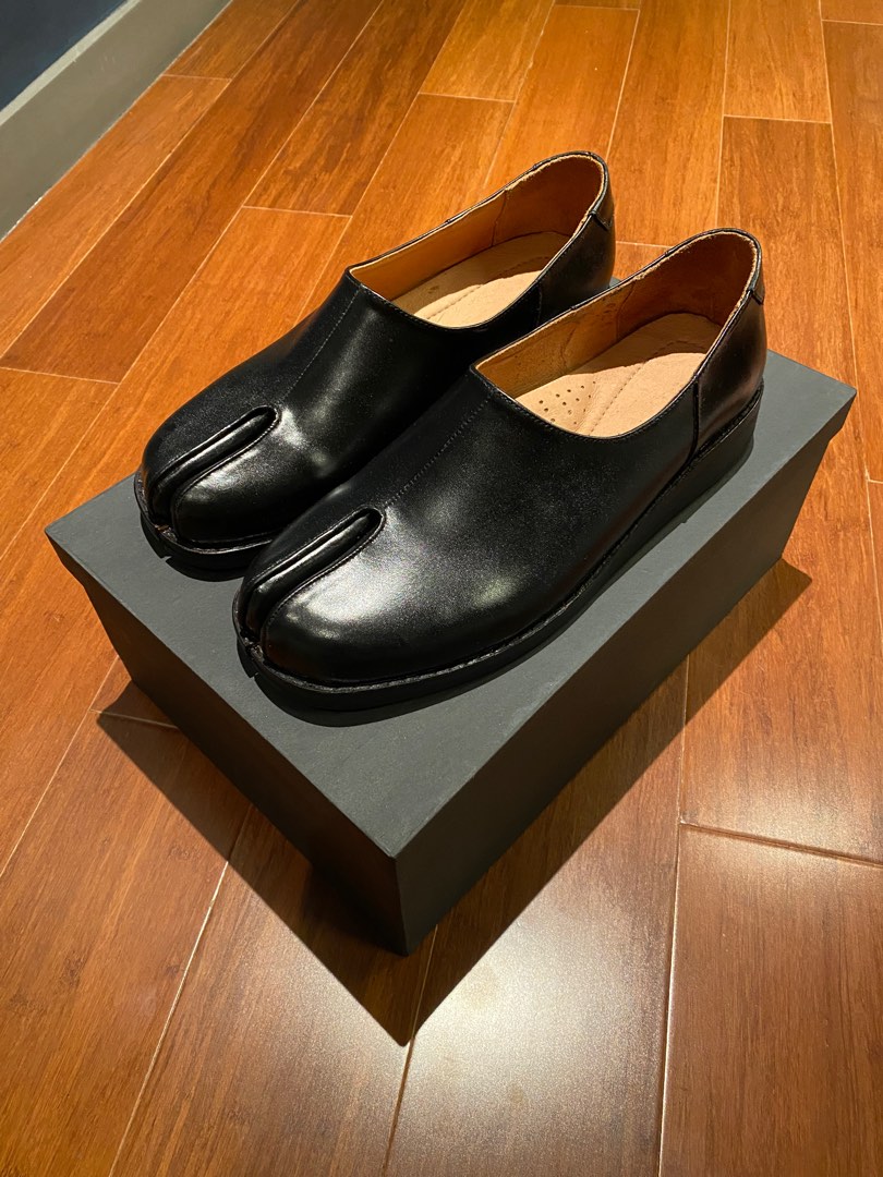 Thy Roots Tabi Loafers, Men's Fashion, Footwear, Dress Shoes on Carousell