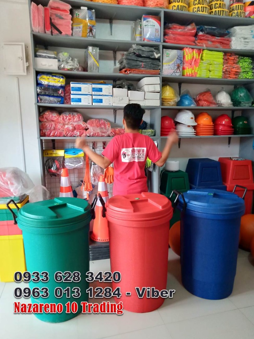 trolling bin trash bin with wheels, Furniture & Home Living, Cleaning & Homecare Supplies, Waste ...