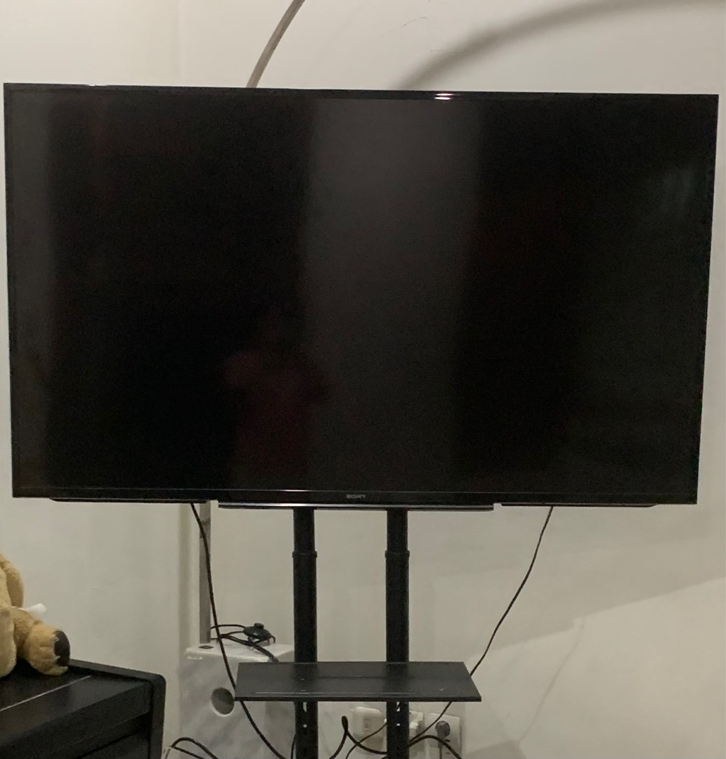 TV Sony 60 inch beserta standing braket tdk ada kaki, Elektronik, TV ...