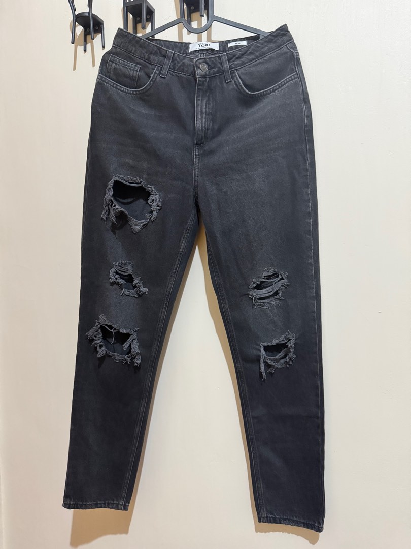 [UK BRAND] NEW LOOK - Mom Ripped Jeans Black, Women's Fashion, Bottoms ...