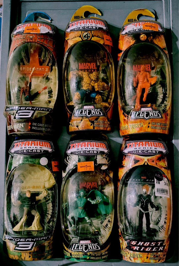 Vintage 2006 Titanium Series Die-Cast MARVEL LEGENDS Heroes Figure ...