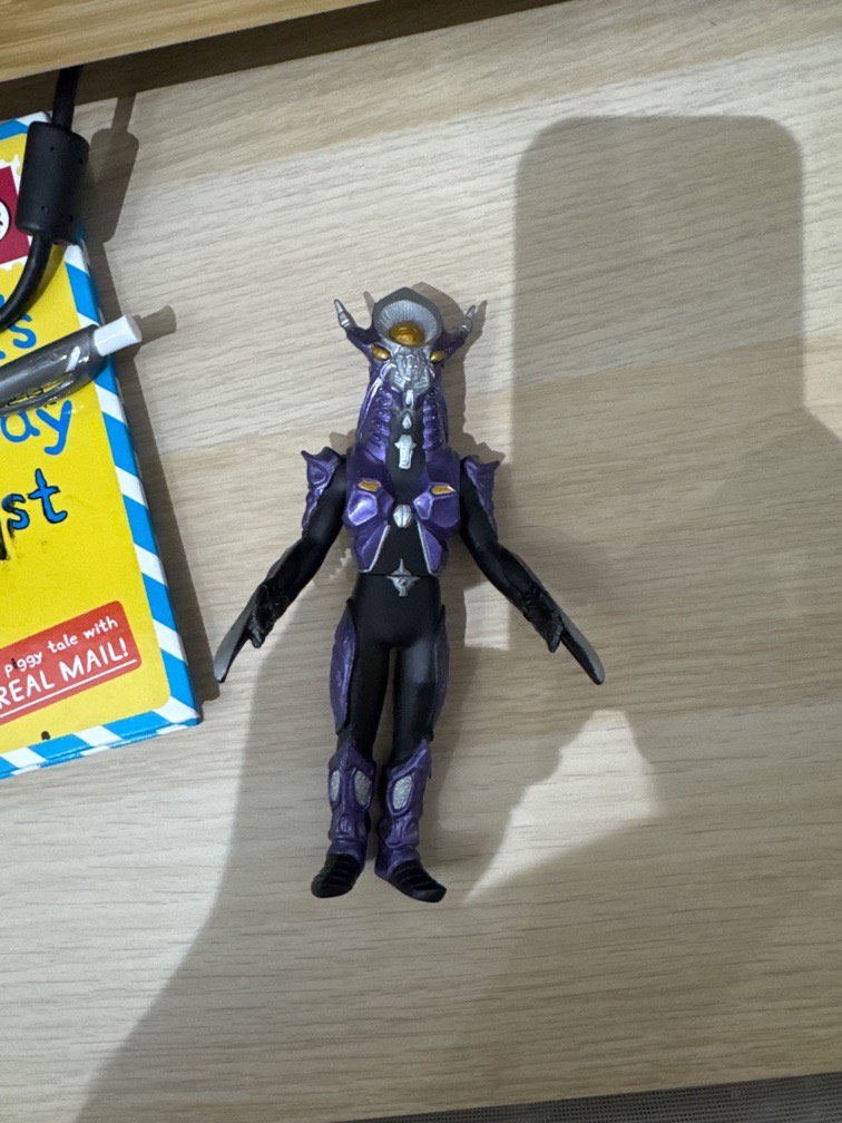 Alien Sran, Hobbies & Toys, Toys & Games on Carousell