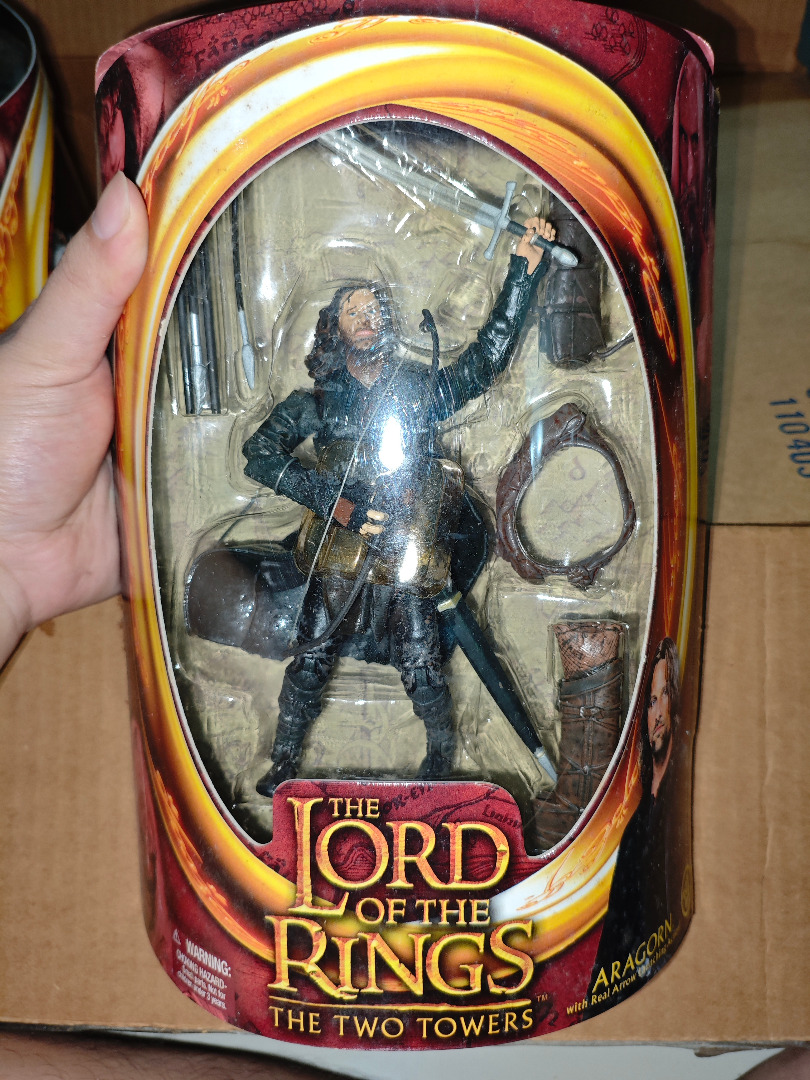 Aragorn Real Arrow Launching Action THE LORD OF THE RINGS ToyBiz Two ...