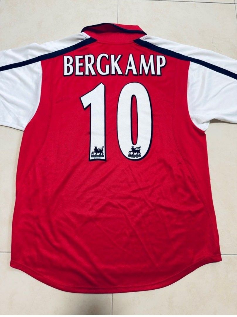Arsenal 2000/01/02 Nike Home kit (M) Bergkamp #10, Men's Fashion ...