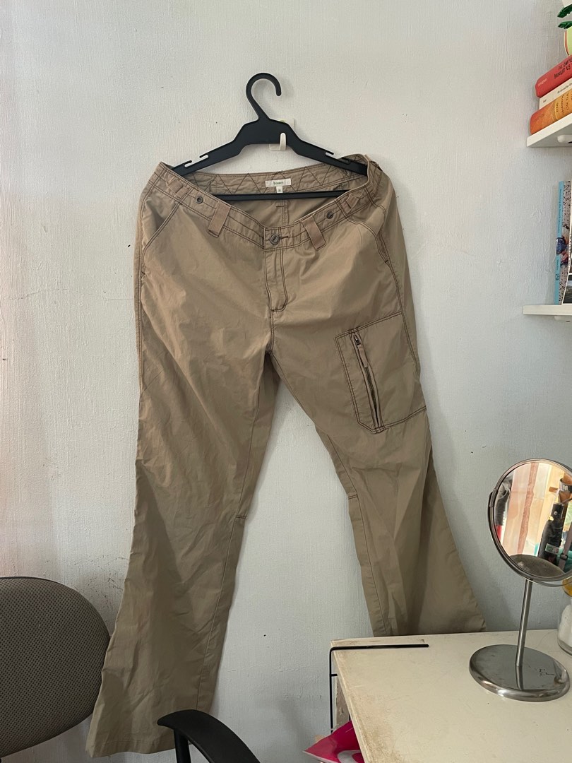 Bossini Cargo Pants, Women's Fashion, Bottoms, Other Bottoms on Carousell
