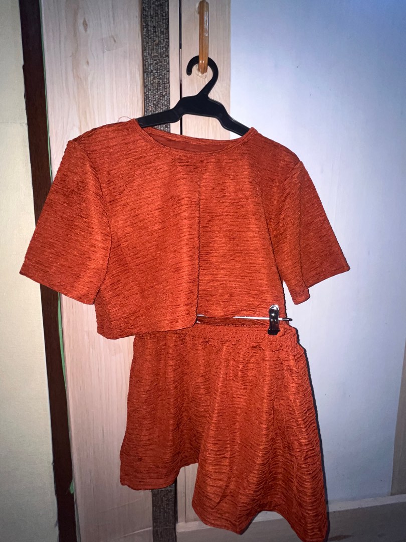 Crop Top and Short Coordinates Rust, Women's Fashion, Dresses & Sets ...