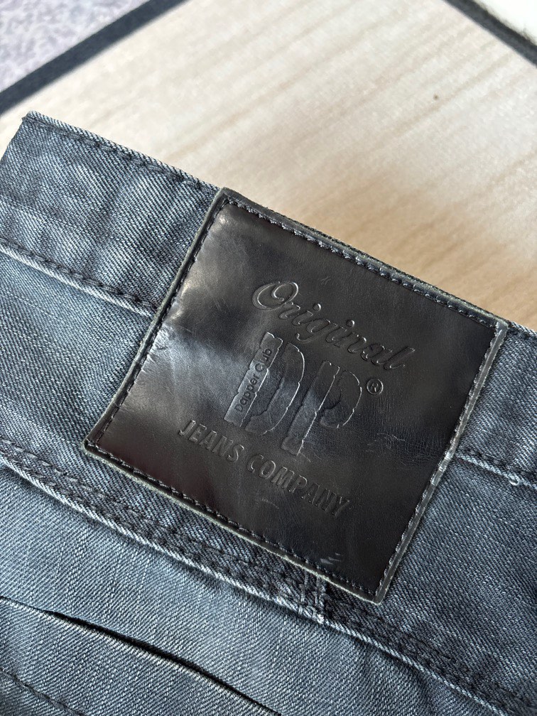 Dapper Jeans sehelai, Men's Fashion, Bottoms, Jeans on Carousell