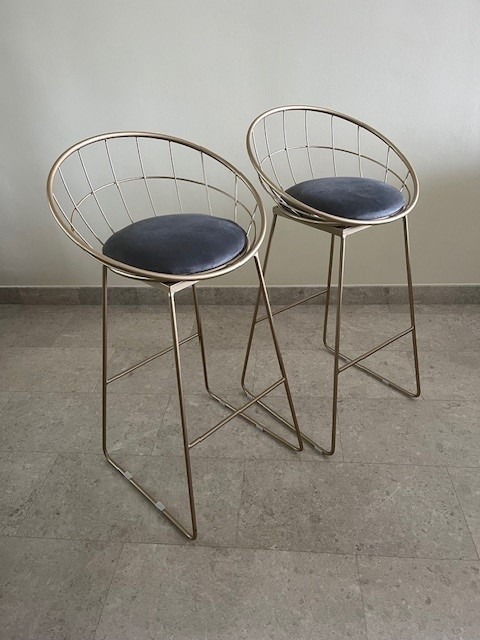 Fashionable Bar stalls pair, Furniture & Home Living, Furniture, Chairs ...