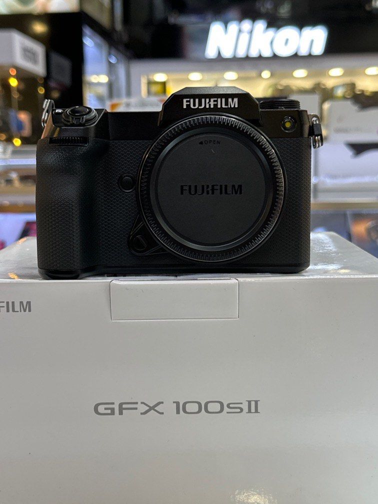 Fujifilm GFX100S II , GFX 100s II Medium Format Mirrorless Body (SC:1k ...