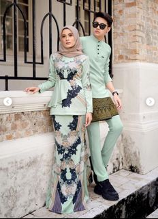 Kurung by Zefiks, Women's Fashion, Muslimah Fashion, Baju Kurung & sets ...