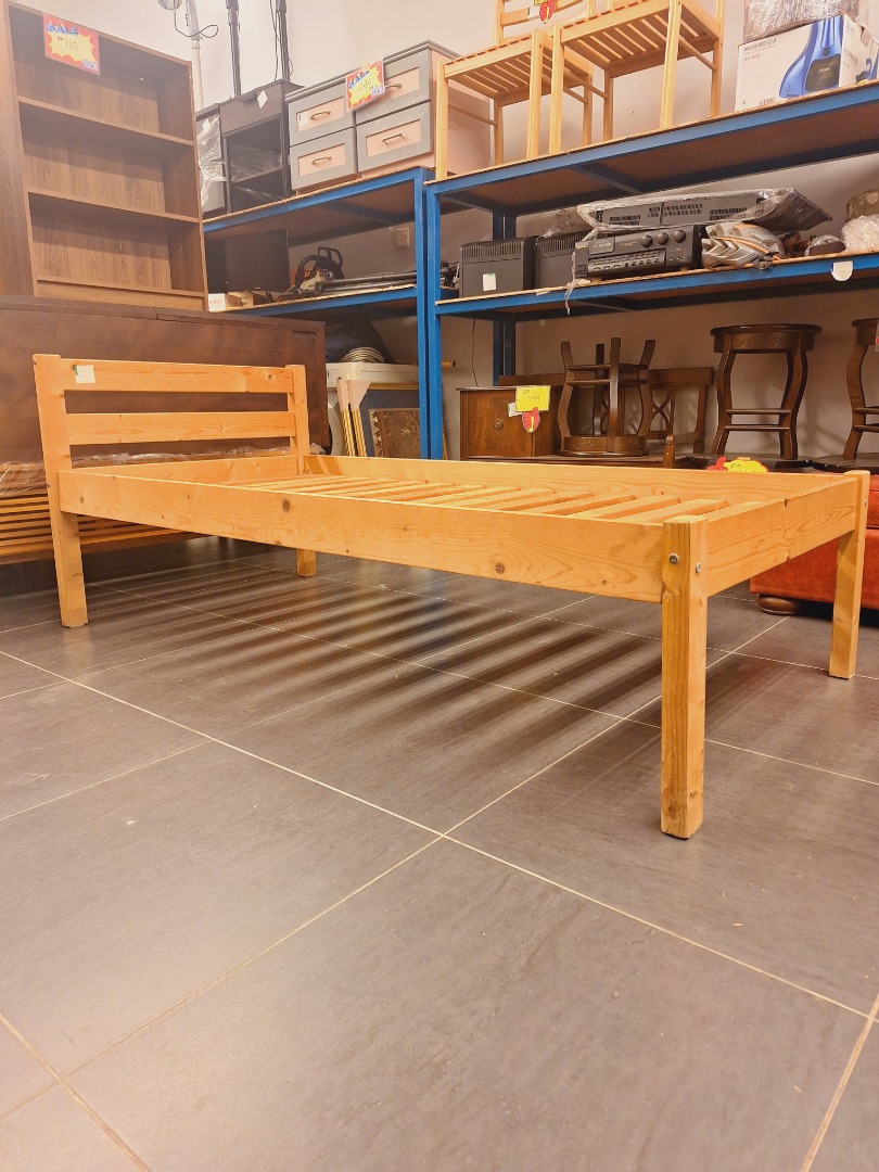 Minimalist Solid Pine Wooden Single Sized Bedframe | Rangka Katil ...