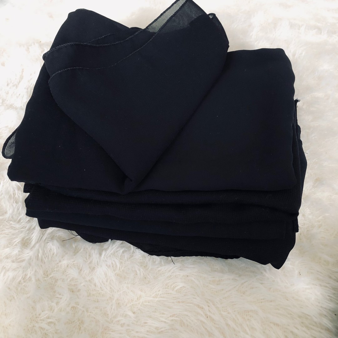 Pashmina hitam berbagai ukuran dan bahan, Fesyen Wanita, Muslim Fashion ...