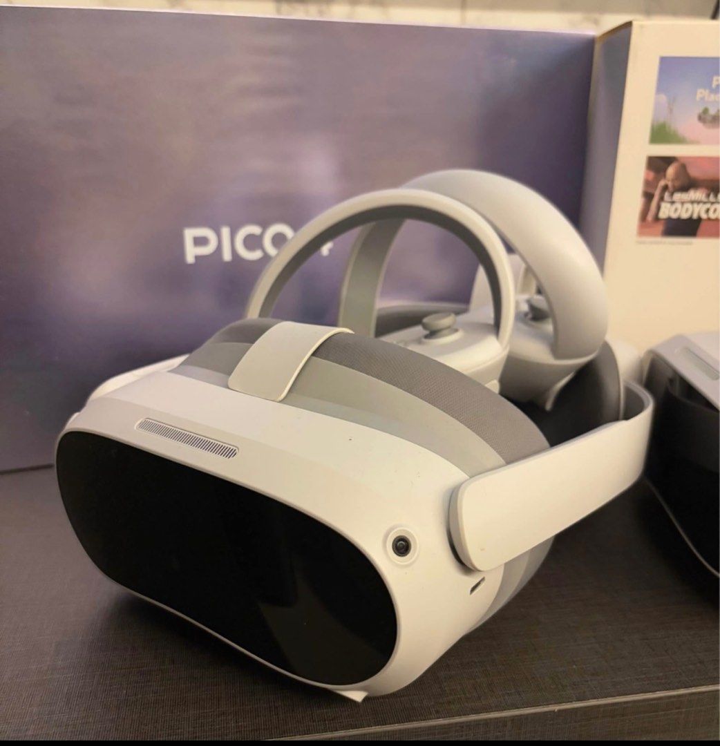 PICO 4 VR FULL SET, Video Gaming, Video Game Consoles, Others on Carousell