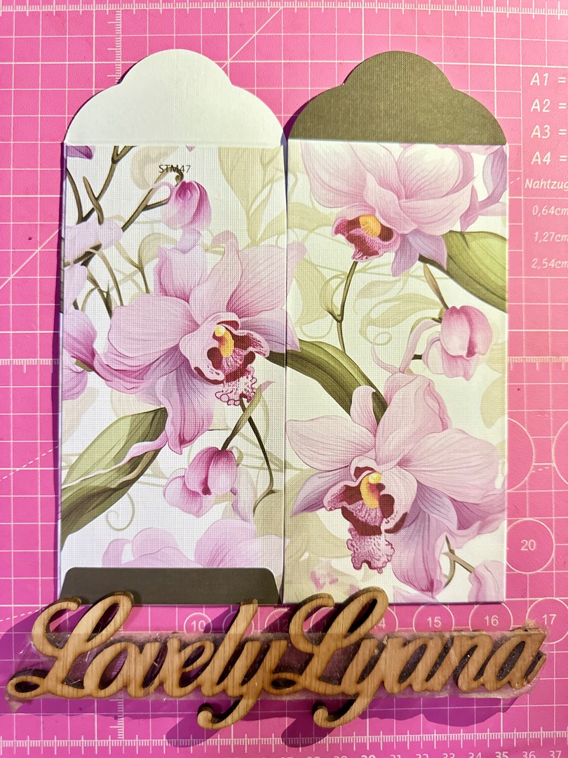 Sampul Raya Tema Bunga, Hobbies & Toys, Collectibles & Memorabilia ...