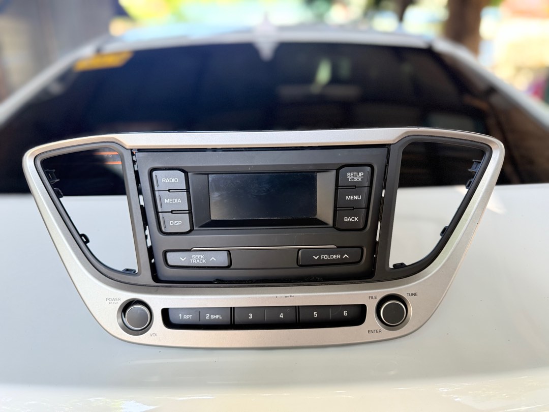 Stock head unit Hyundai Accent 2020, Car Parts & Accessories, Audio ...