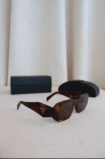 Bonia vintage sunglasses, Women's Fashion, Watches & Accessories ...