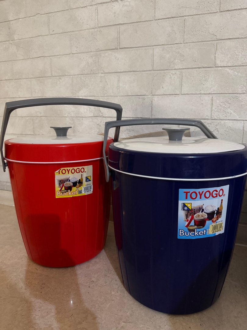 Toyogo food bucket, Furniture & Home Living, Kitchenware & Tableware ...