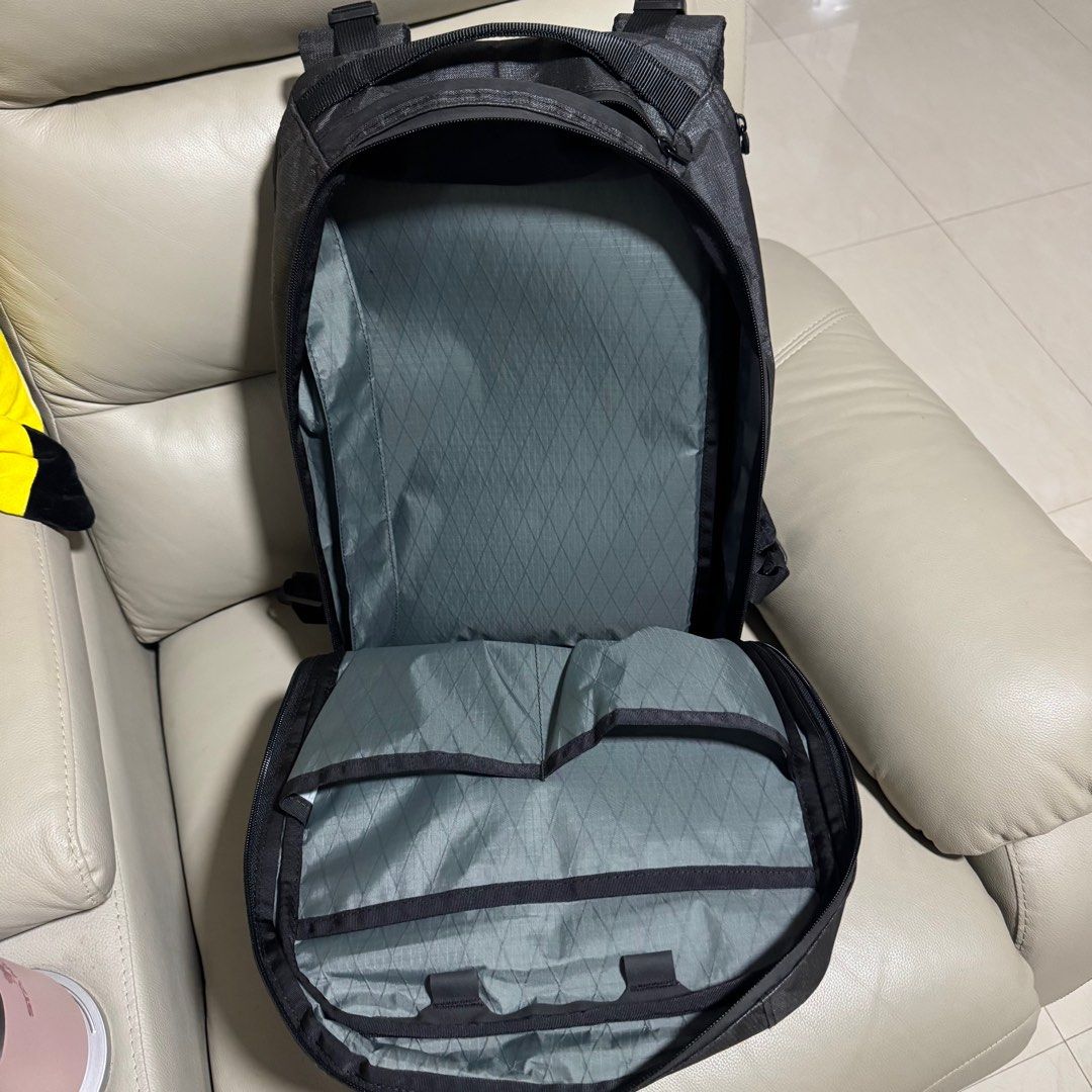 Triple Aught Design Axiom Black Magic, Men's Fashion, Bags, Backpacks ...