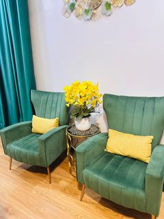wing chair, Furniture & Home Living, Furniture, Chairs on Carousell