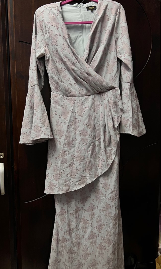 zalia raya, Women's Fashion, Muslimah Fashion, Baju Kurung & sets on ...