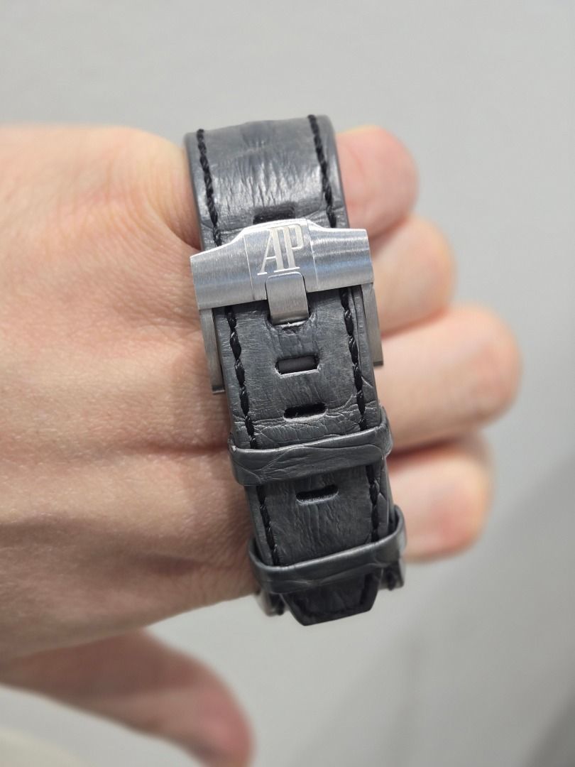 Audemars Piguet 26470ST Royal Oak Offshore Chronograph 42mm Gray ...