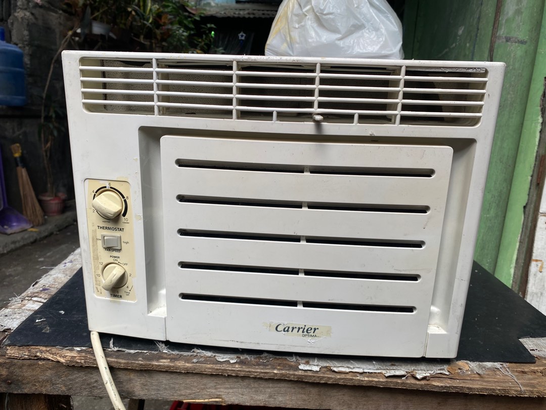 Carrier Window Type Aircon Non-Inverter 0.5 Hp, TV & Home Appliances ...