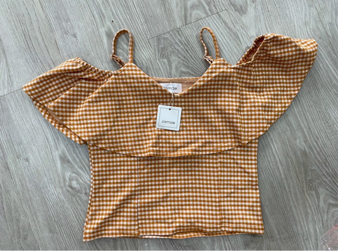 Checker Top, Women's Fashion, Tops, Blouses on Carousell