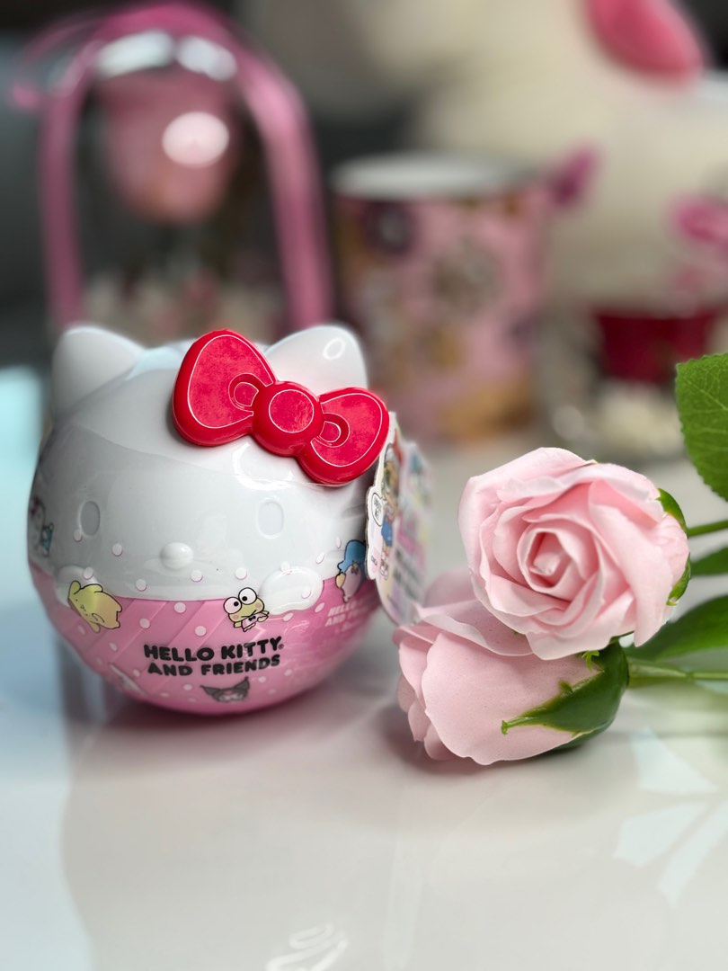 Hello Kitty and Friends LOL Surprise - Authentic, Hobbies & Toys ...